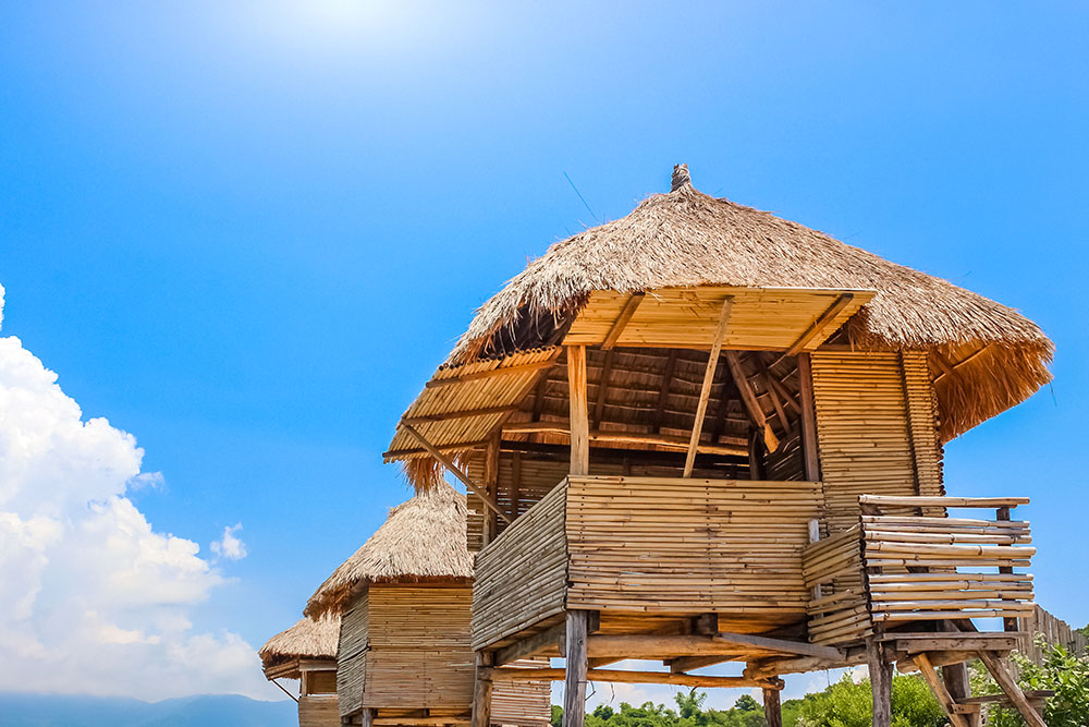 Tiki Hut Designs: The 5 Best Options for Your Outdoors